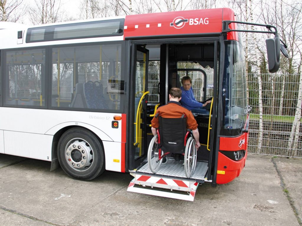 Ramps for people with disabilities – Palfinger Kran kamionske nadogradnje