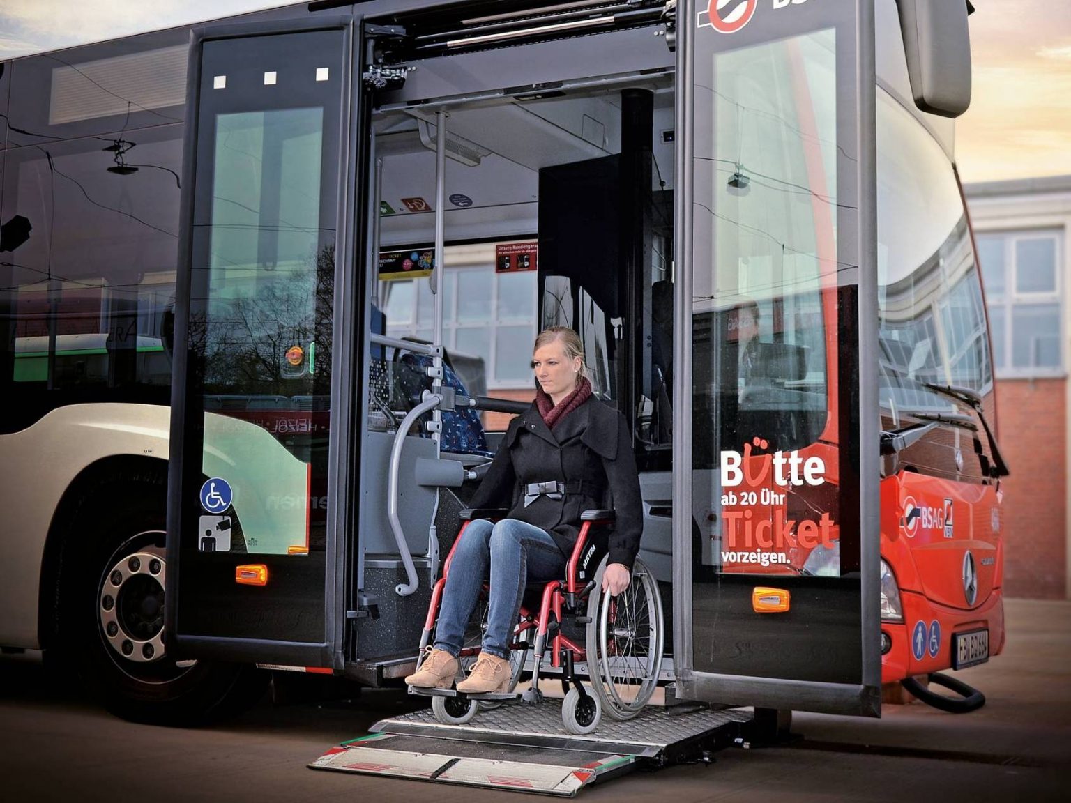 Ramps for people with disabilities – Palfinger Kran kamionske nadogradnje